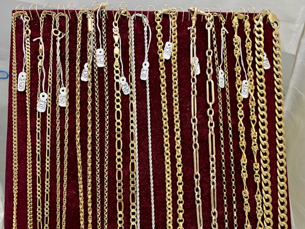 9ct Gold Vintage, Victorian Chains, Lilly's Attic since 2001